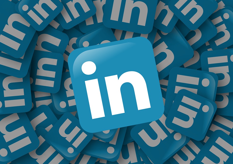 How to Use LinkedIn to Promote Your Business | Online Sales Guide Tips