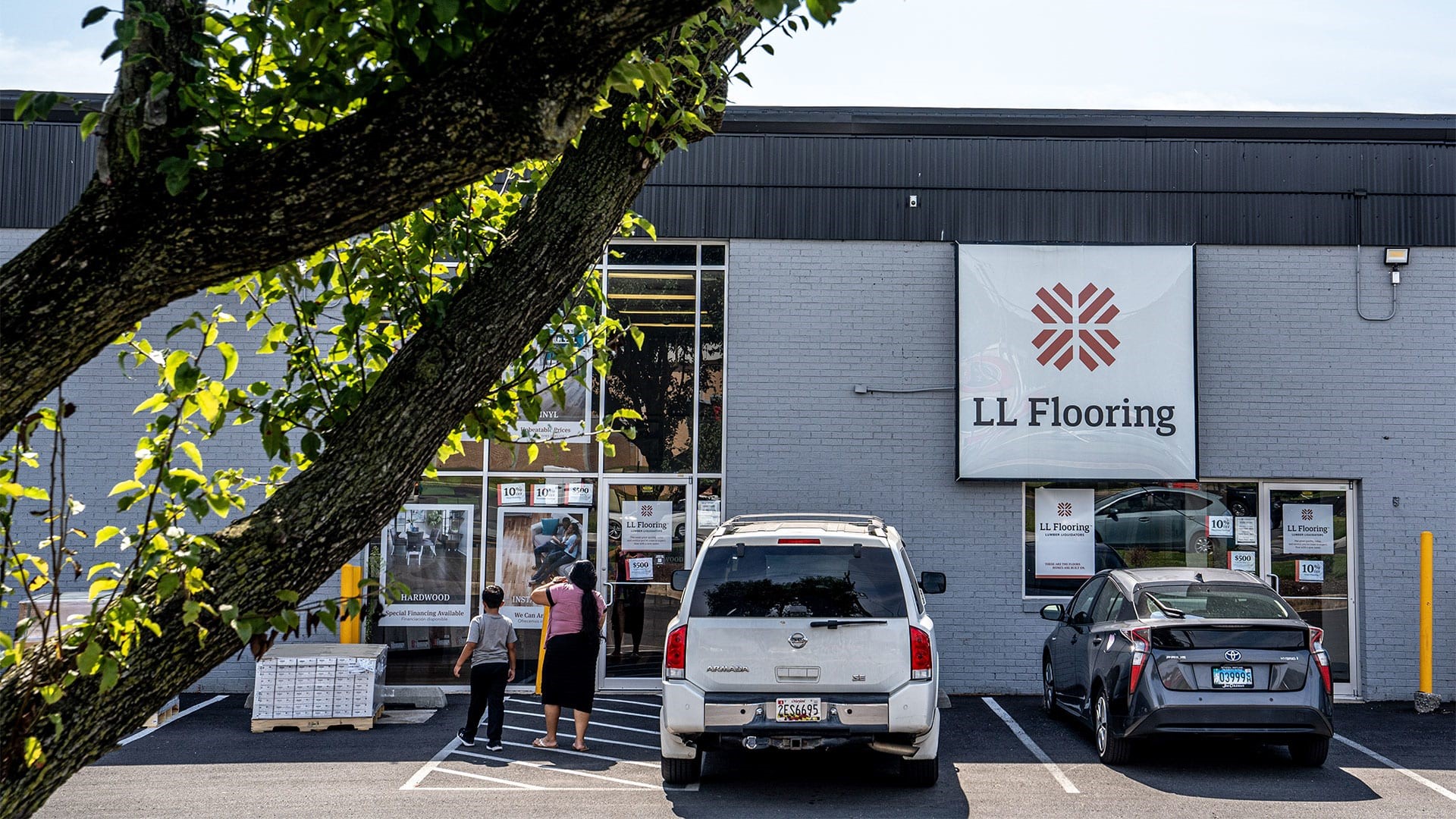 LL Flooring is closing stores in bankruptcy: Full list and map of 94 doomed locations | Online ...